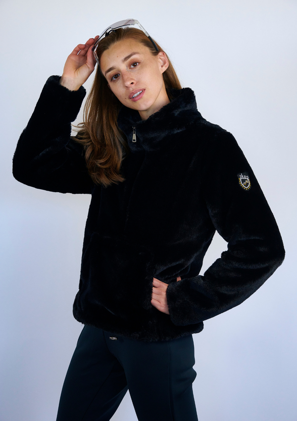 Après Collection l Skea Limited